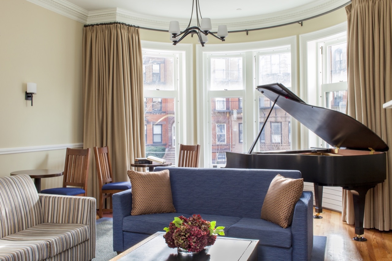 House – MIT Sigma Chi